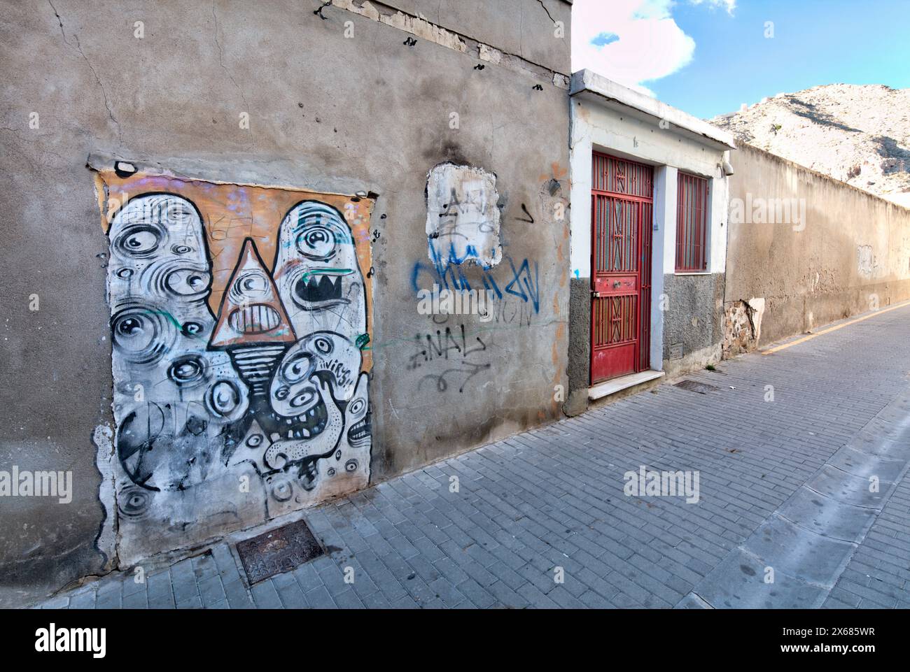 Street art, graffiti, house facade, city tour, old town, architecture ...