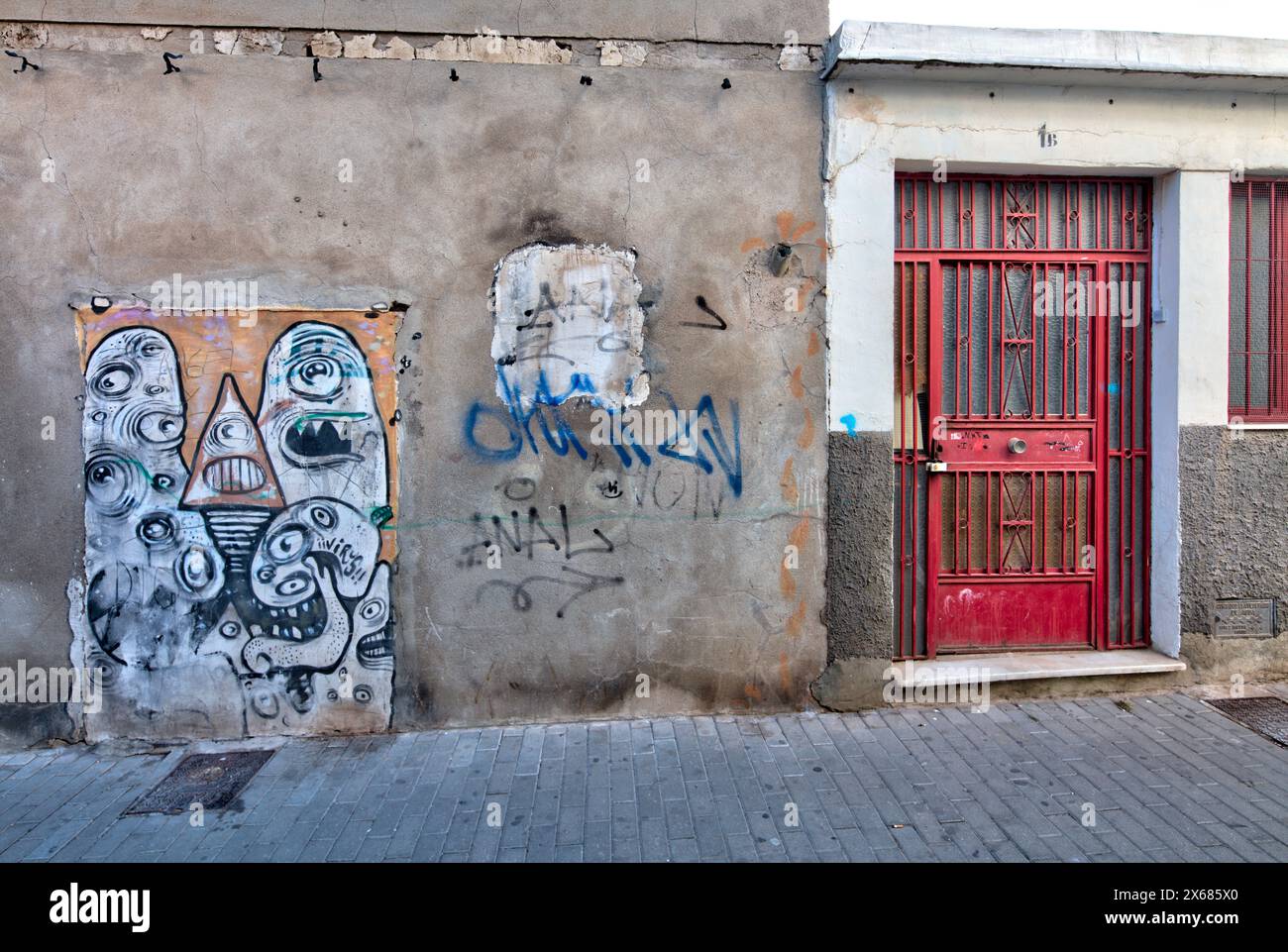 Street art, graffiti, house facade, city tour, old town, architecture ...