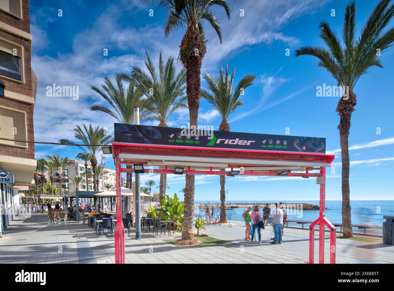 Paseo marítimo urbano hi-res stock photography and images - Alamy
