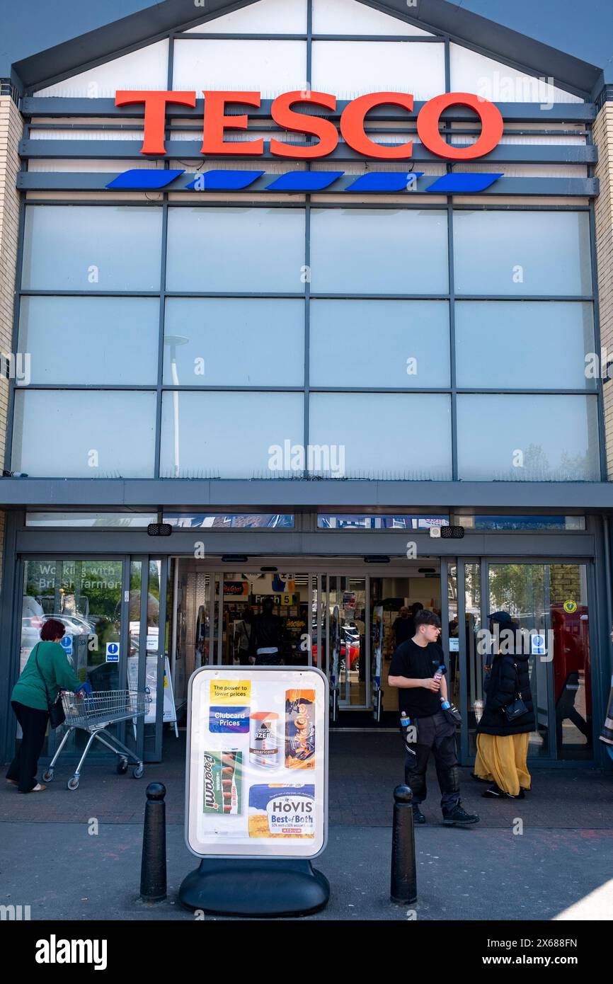 Tesco supermarket logo outise the store on Old Kent Road on 8th May ...