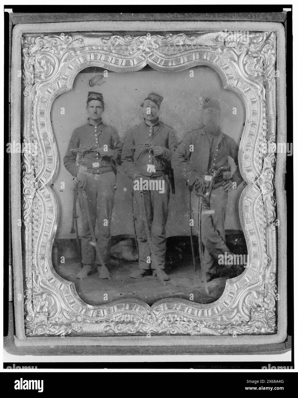 Pvt. Frank A. Remington and two other Union soldiers, full-length ...