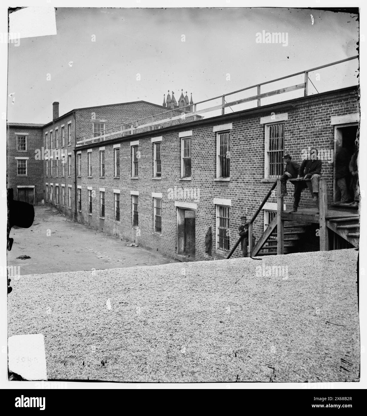 Petersburg, Virginia. Warehouse used as a prison, Civil War Photographs ...