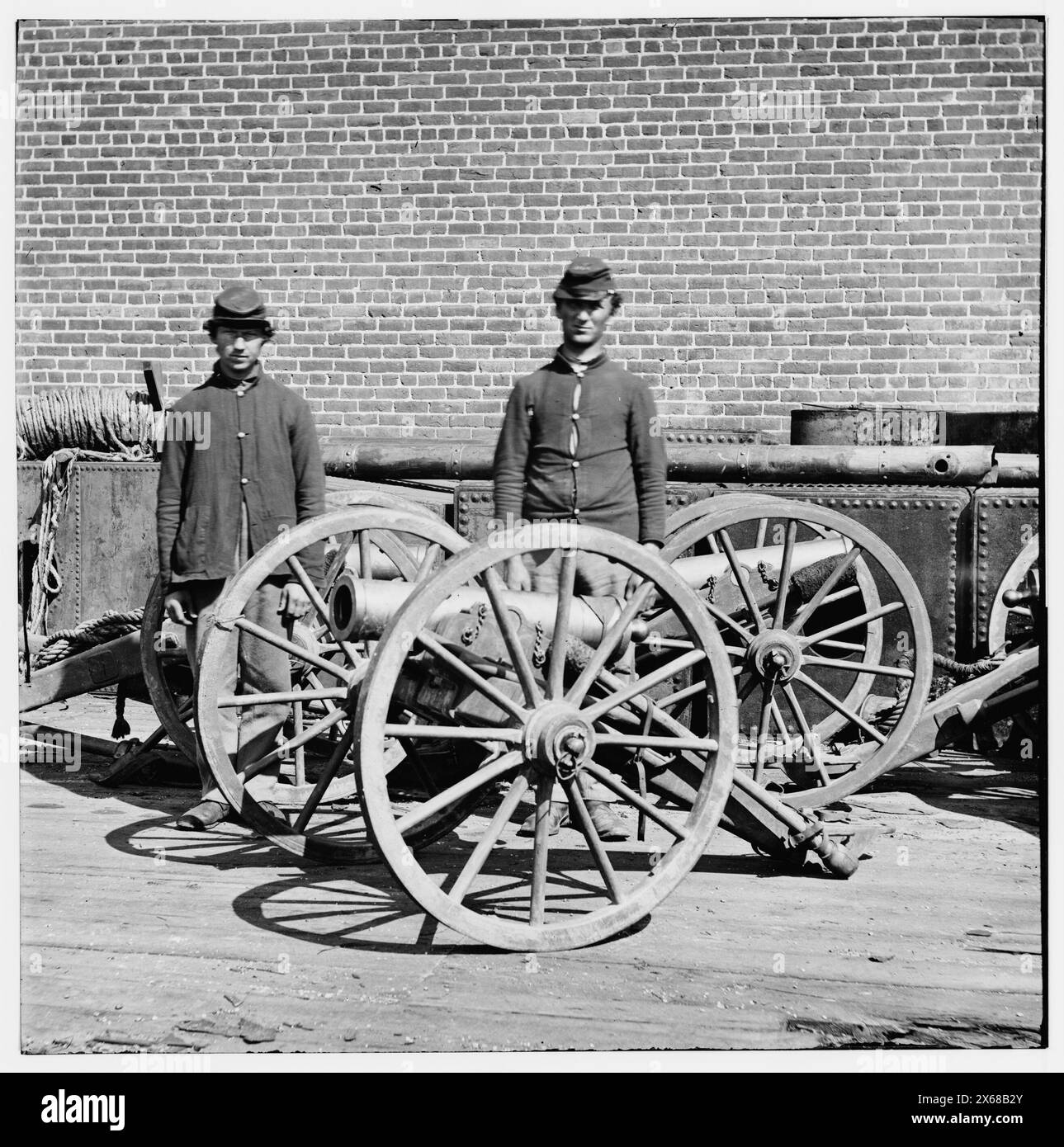 Richmond, Virginia. Confederate brass mountain howitzers, Civil War ...