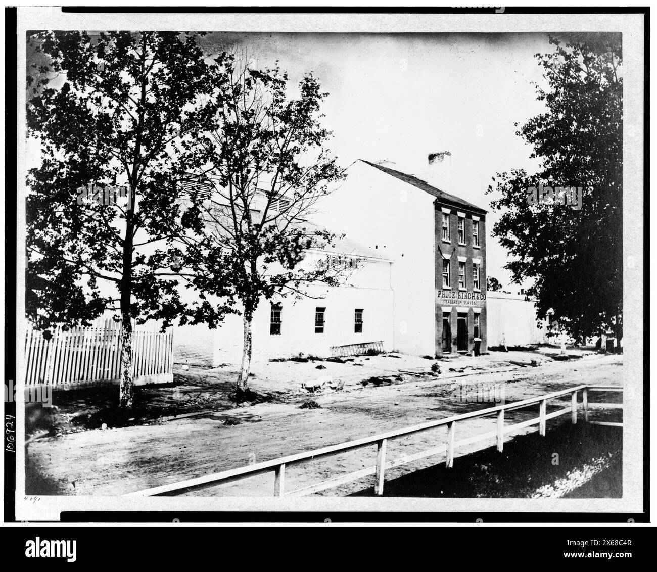 Historic site alexandria Black and White Stock Photos & Images - Alamy