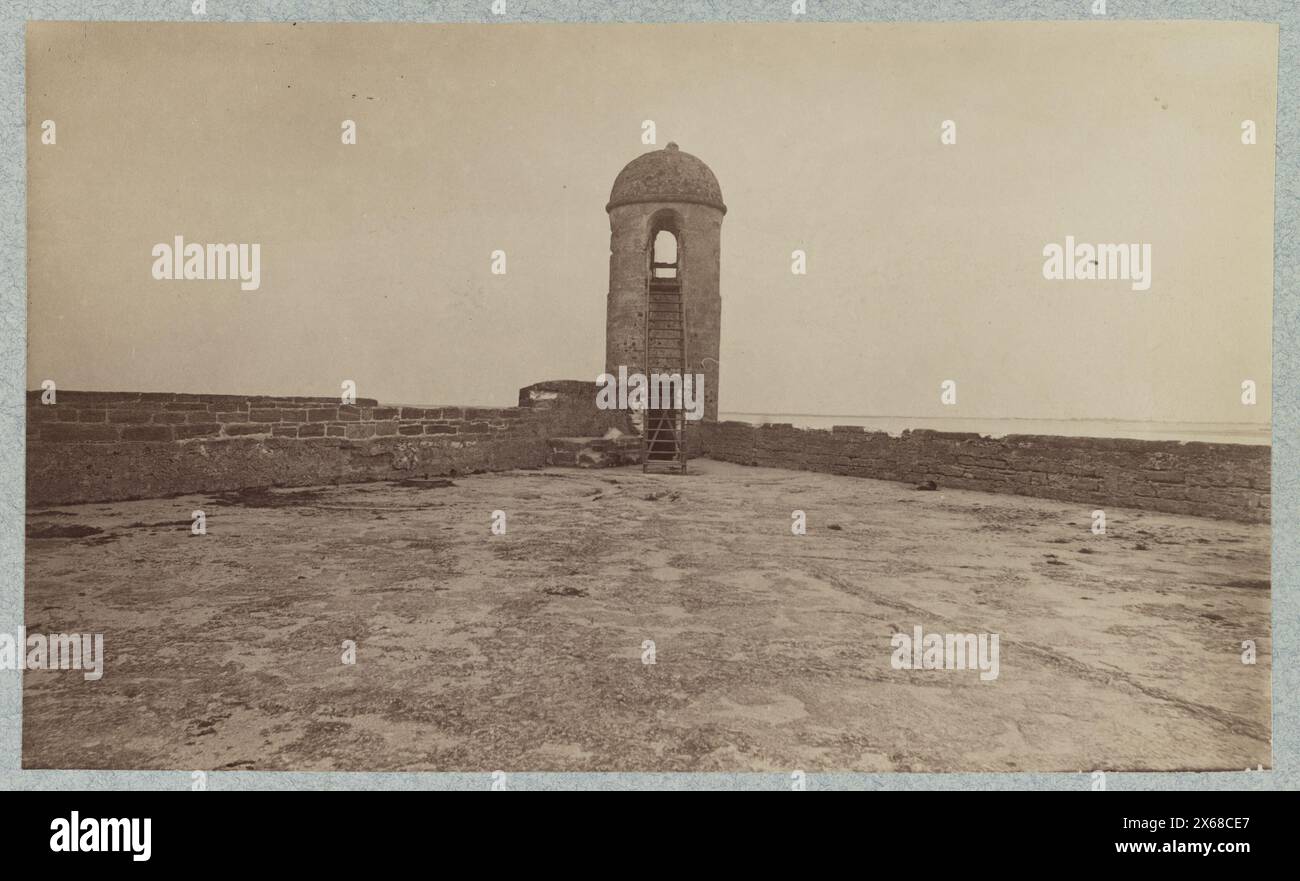 Fort Marion, Saint Augustine, Florida, sentry tower at Salient on ...