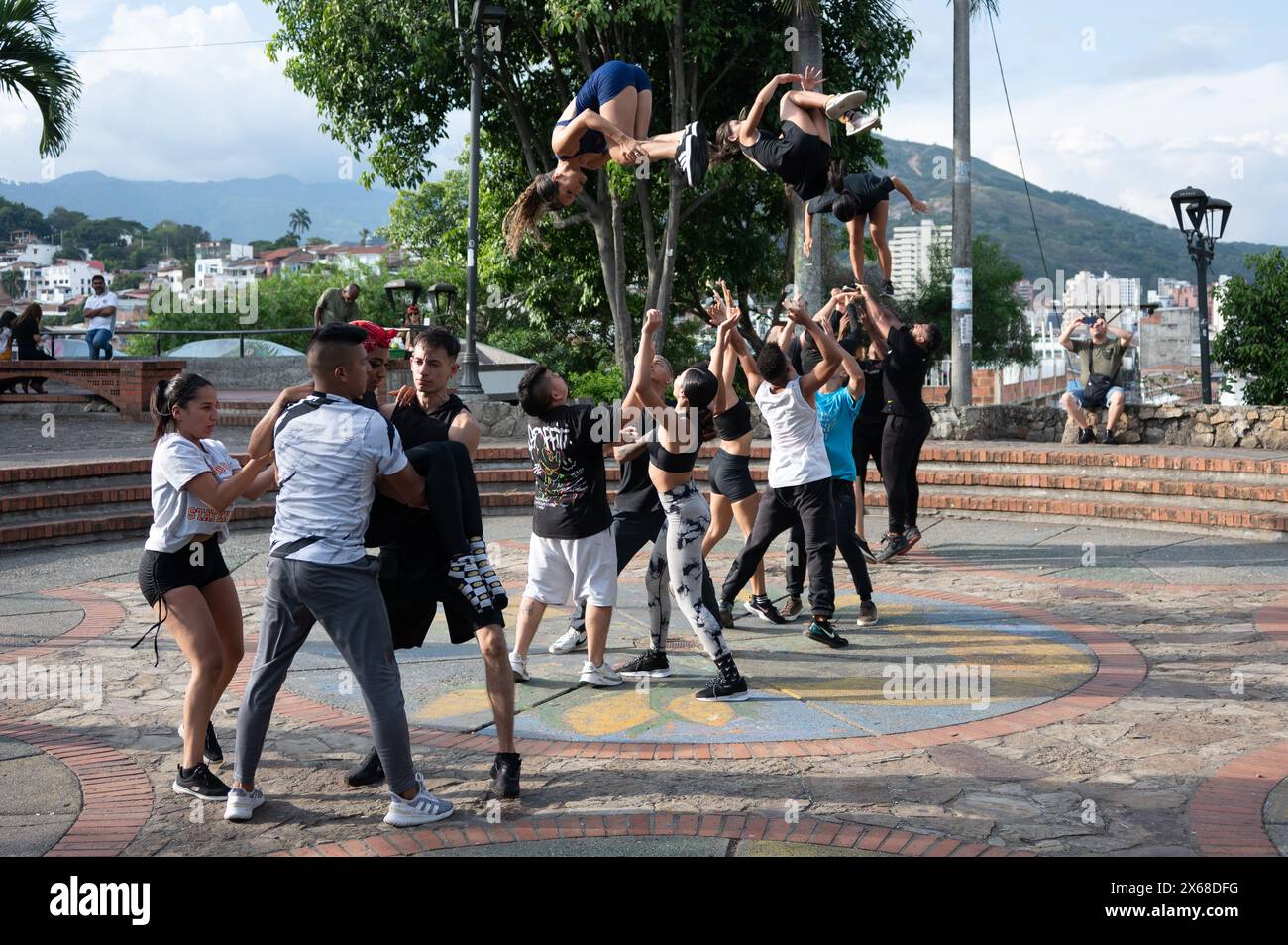 Cali, Colombia. 03rd Feb, 2024. A dance group dancing salsa in a park ...