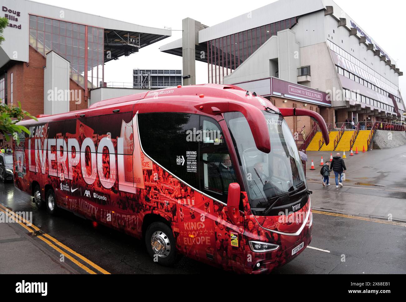 A general view of the Liverpool team bus arriving ahead of the Premier ...