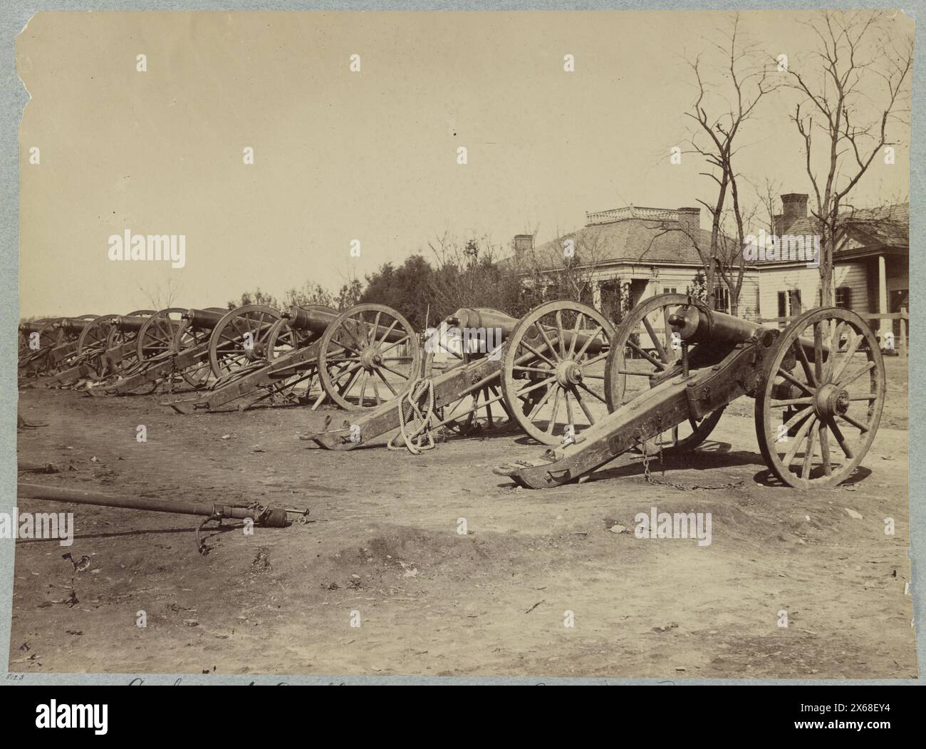 Confederate Artillery captured at Missouri (i.e. Missionary) Ridge ...