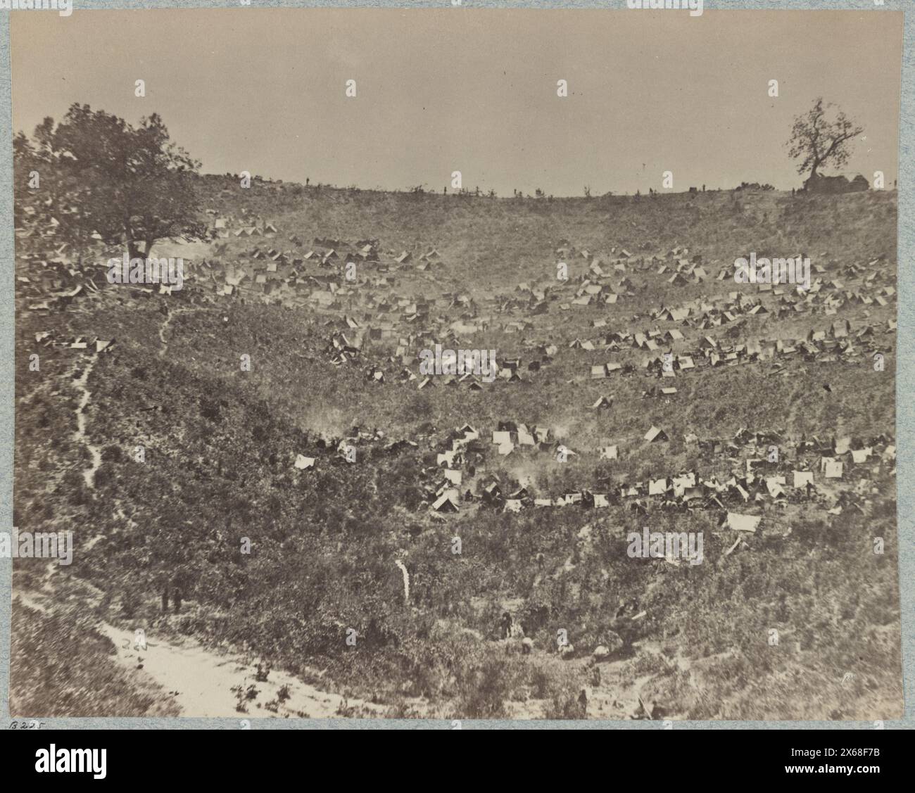 Confederate prisoners at Belle Plain Landing, Va., captured with ...