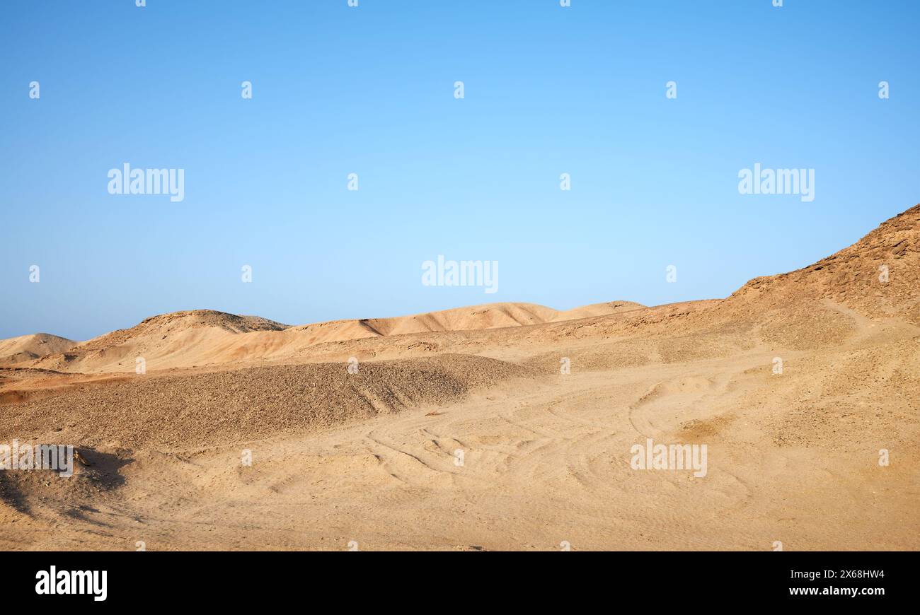 Egypt desert landscape with a blue sky Stock Photo - Alamy
