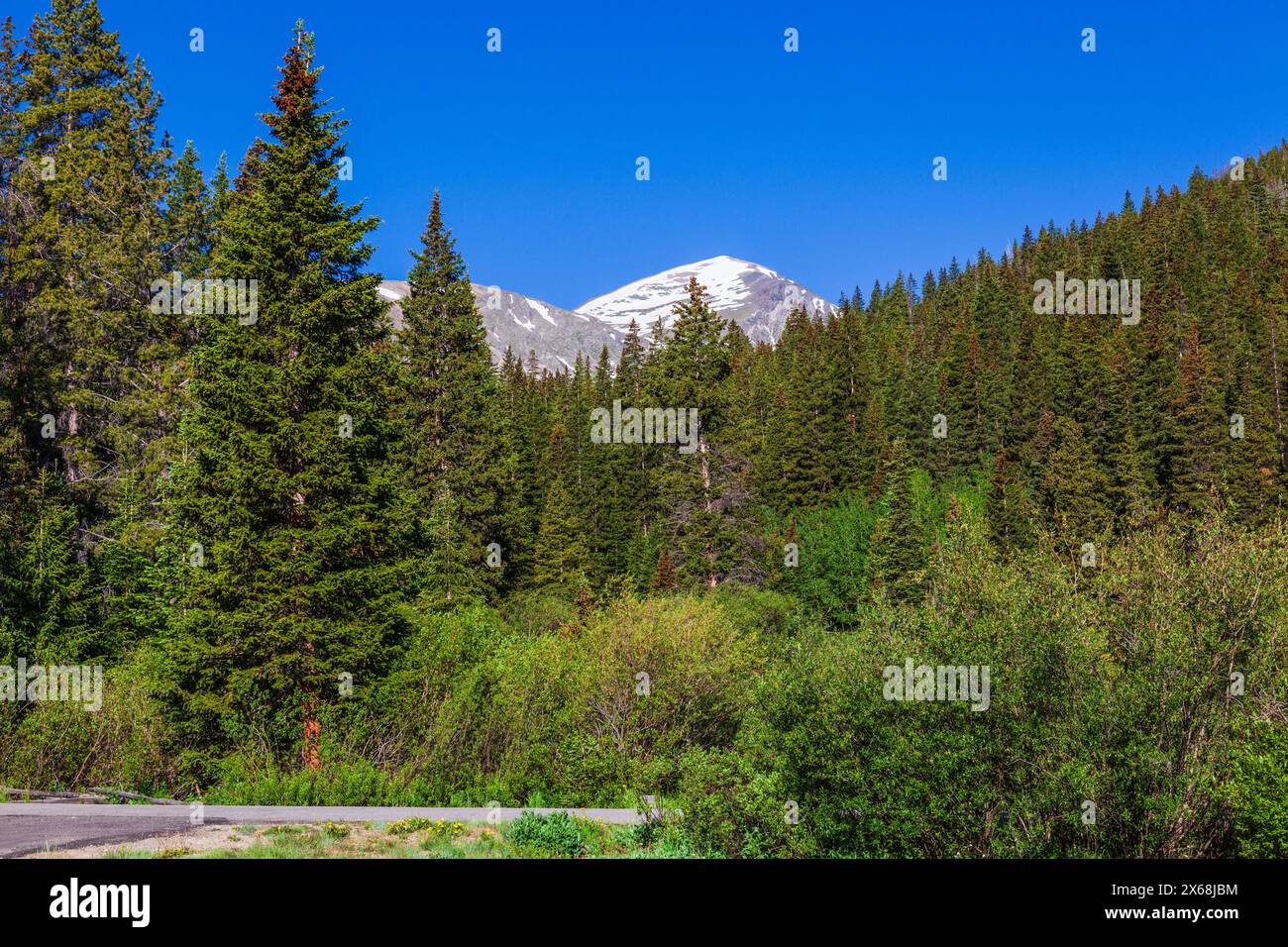 Quandary Peak in Tenmile Mountain Range, part of the Rocky Mountains ...