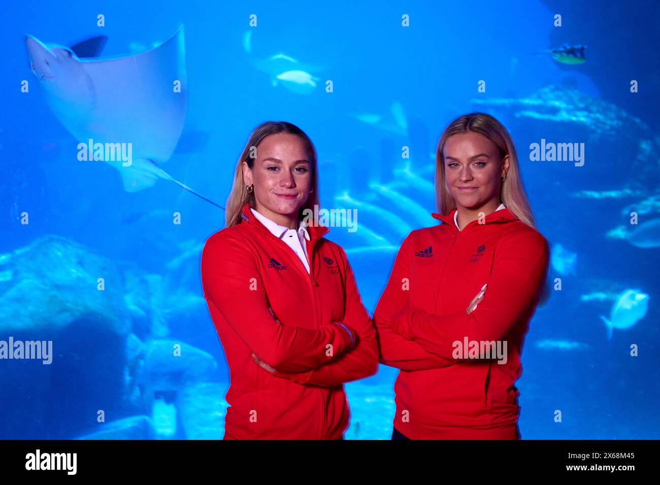 Great Britain's Izzy Thorpe (left) and Kate Shortman during the Paris ...