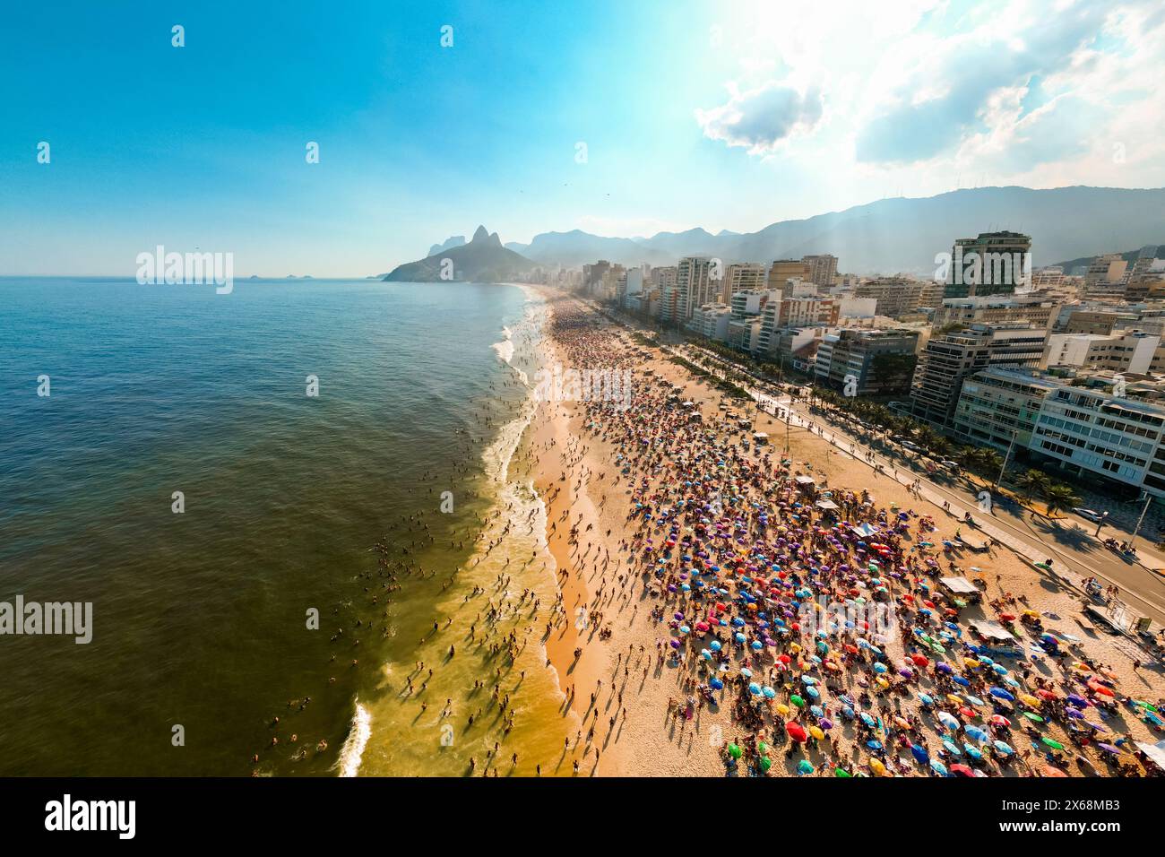 Rio de janeiro beach walk hi-res stock photography and images - Alamy