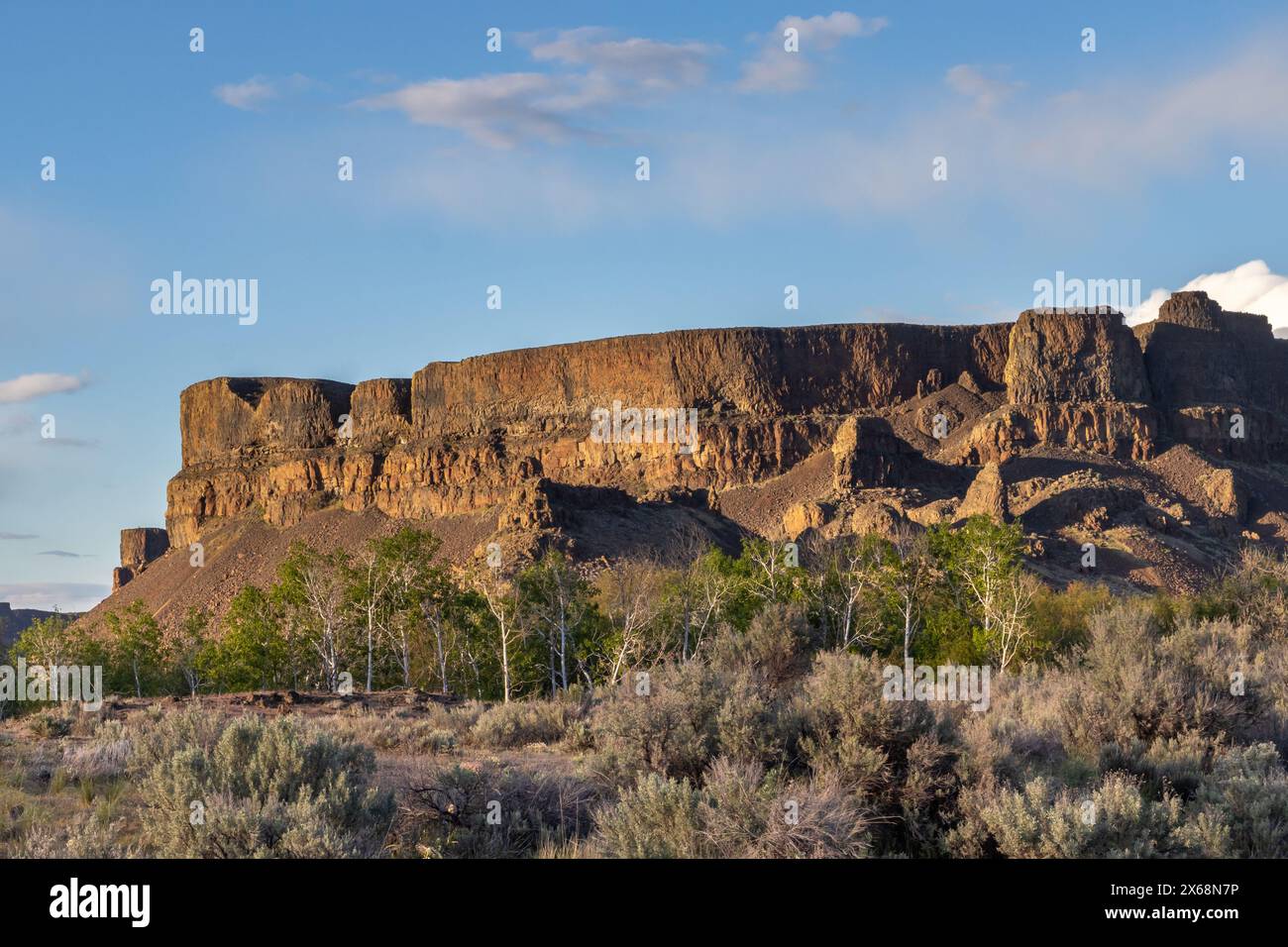Rock Cliffs Coulee of Washington State Stock Photo - Alamy