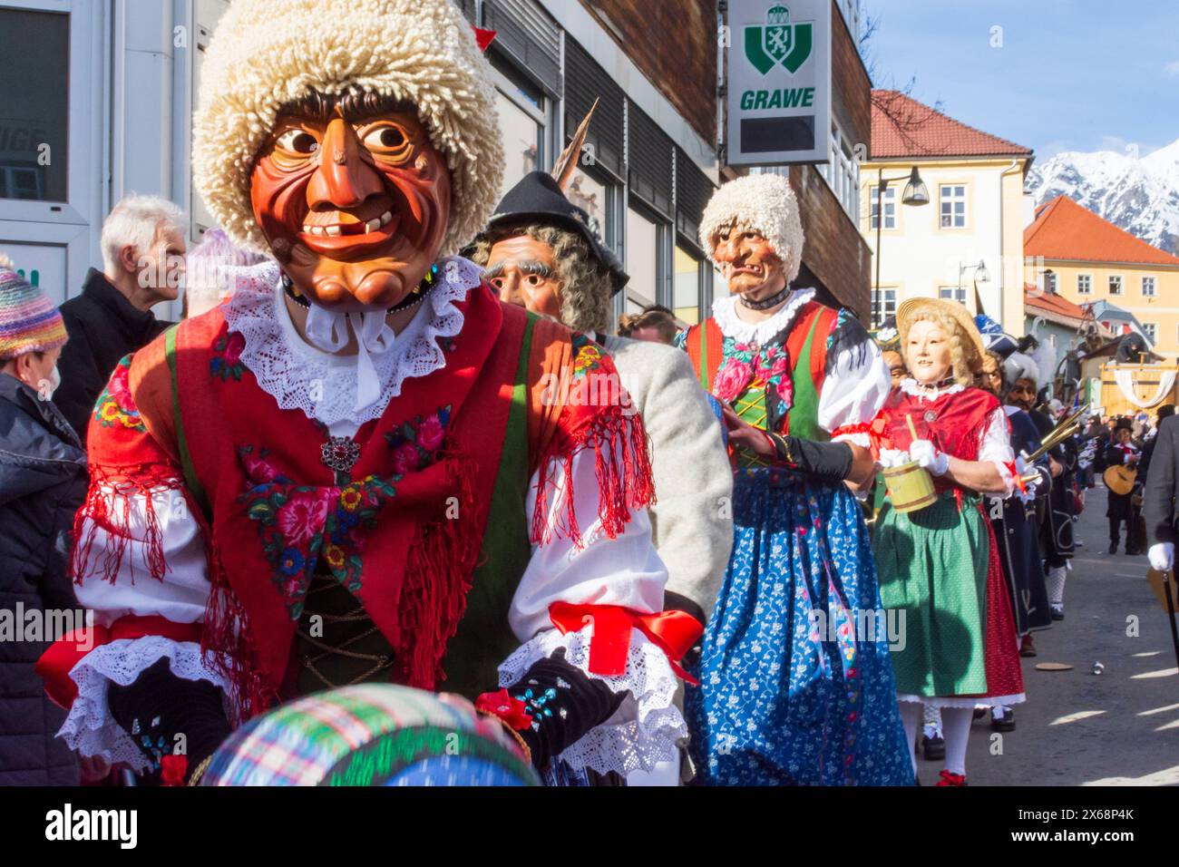 Imst, Imster Schemenlaufen (carnival), parade orderly Sackner in Imst ...