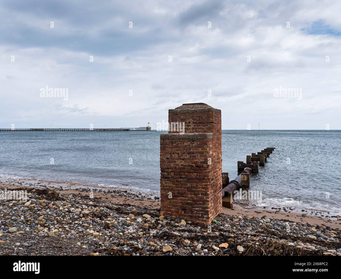 Blyth East Pier Lighthouse with copy space, built 1907 to guide ships ...