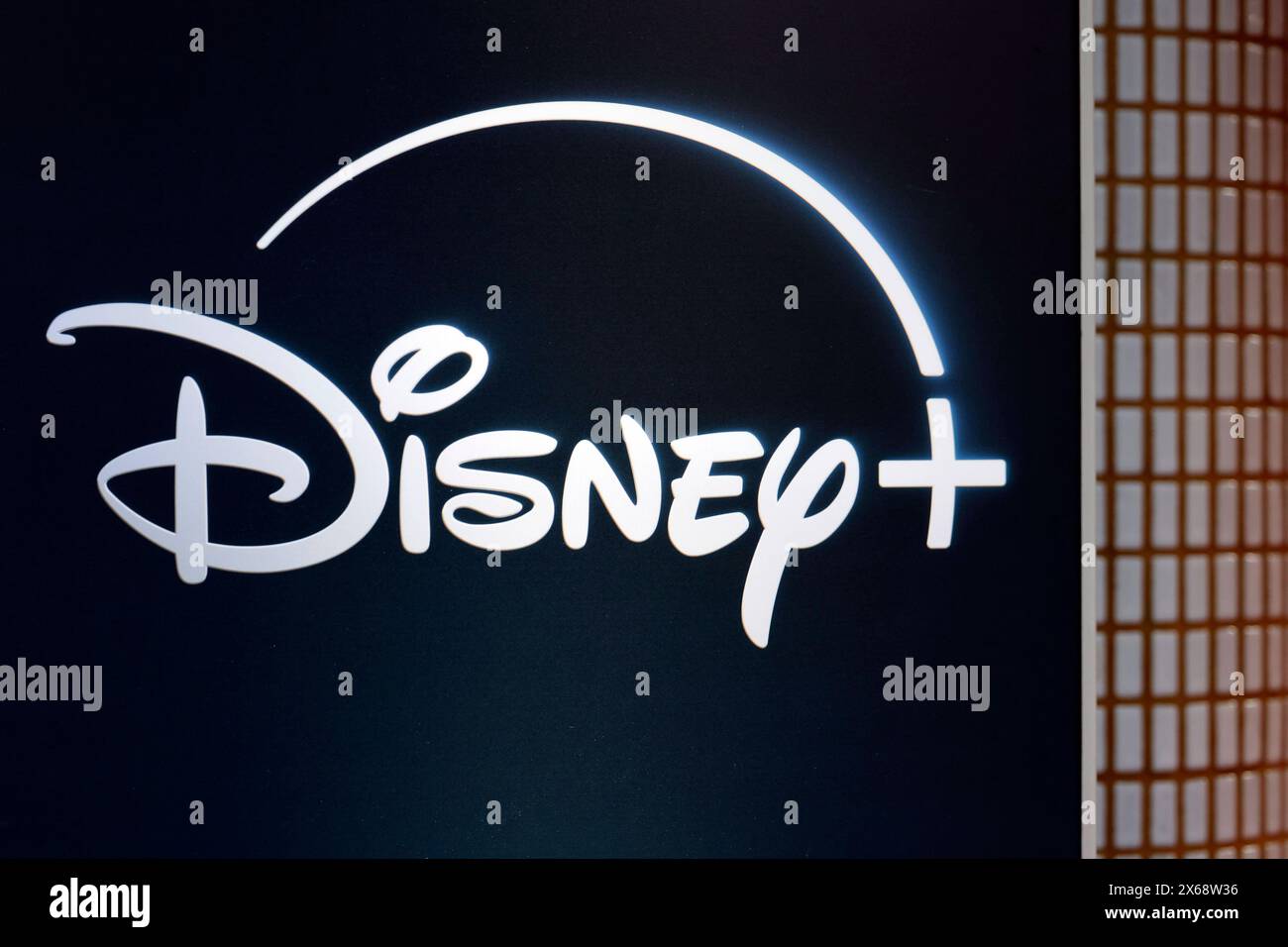 Disney programm hi-res stock photography and images - Alamy