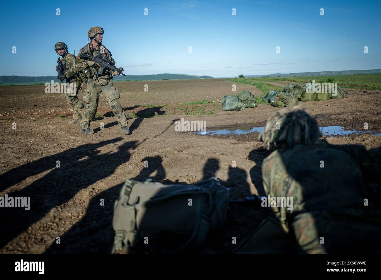 Campia Turzii, Romania. 13th May, 2024. Bundeswehr paratroopers from ...