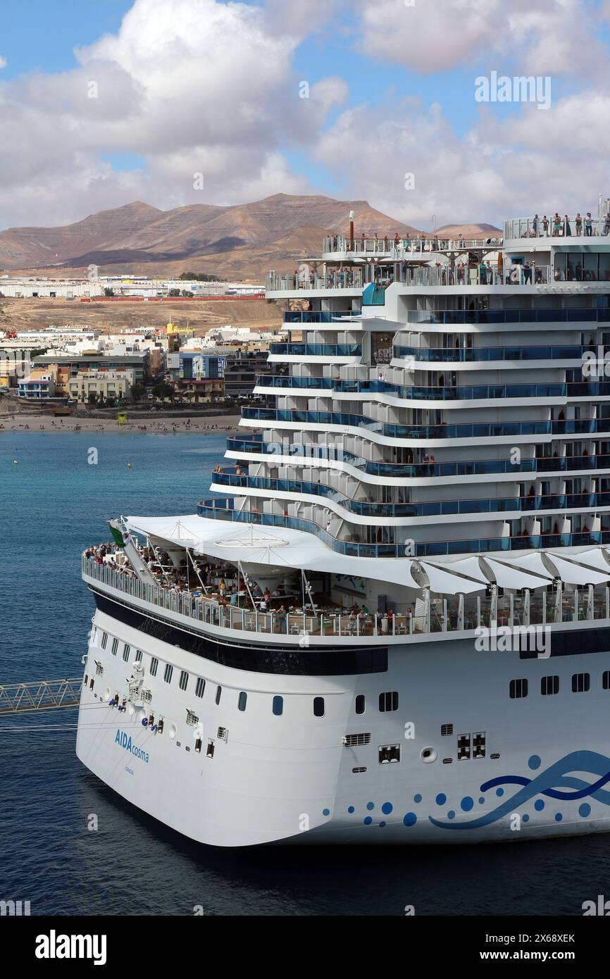 Aida cosma aida cosma hi-res stock photography and images - Alamy