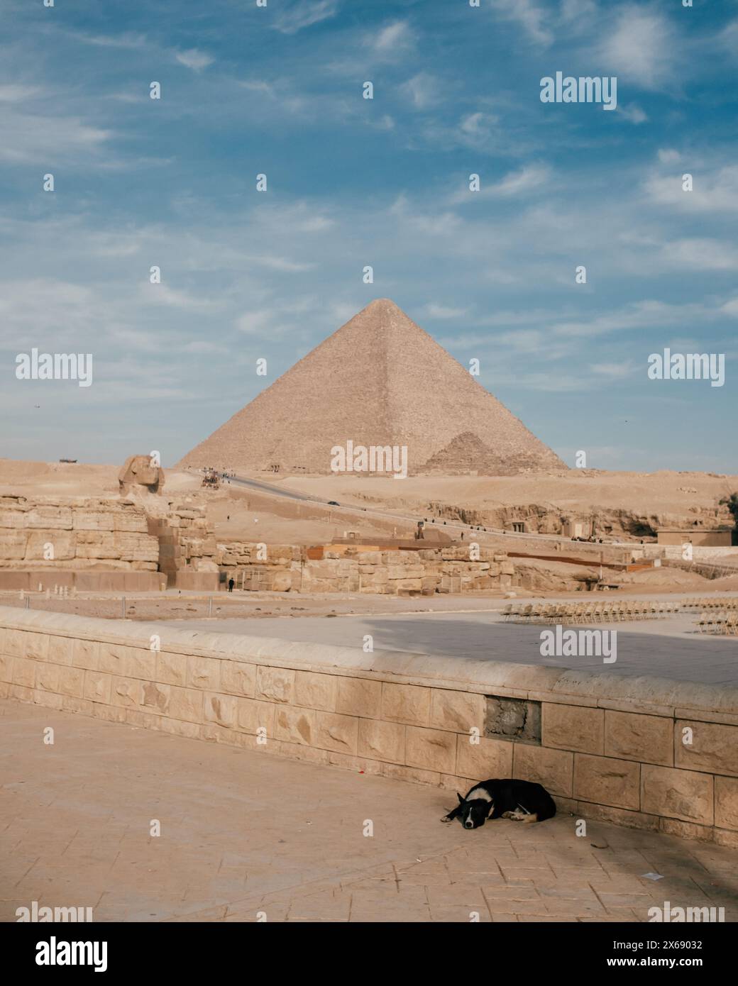 Great Sphinx and Pyramids in Giza, Egypt Stock Photo - Alamy