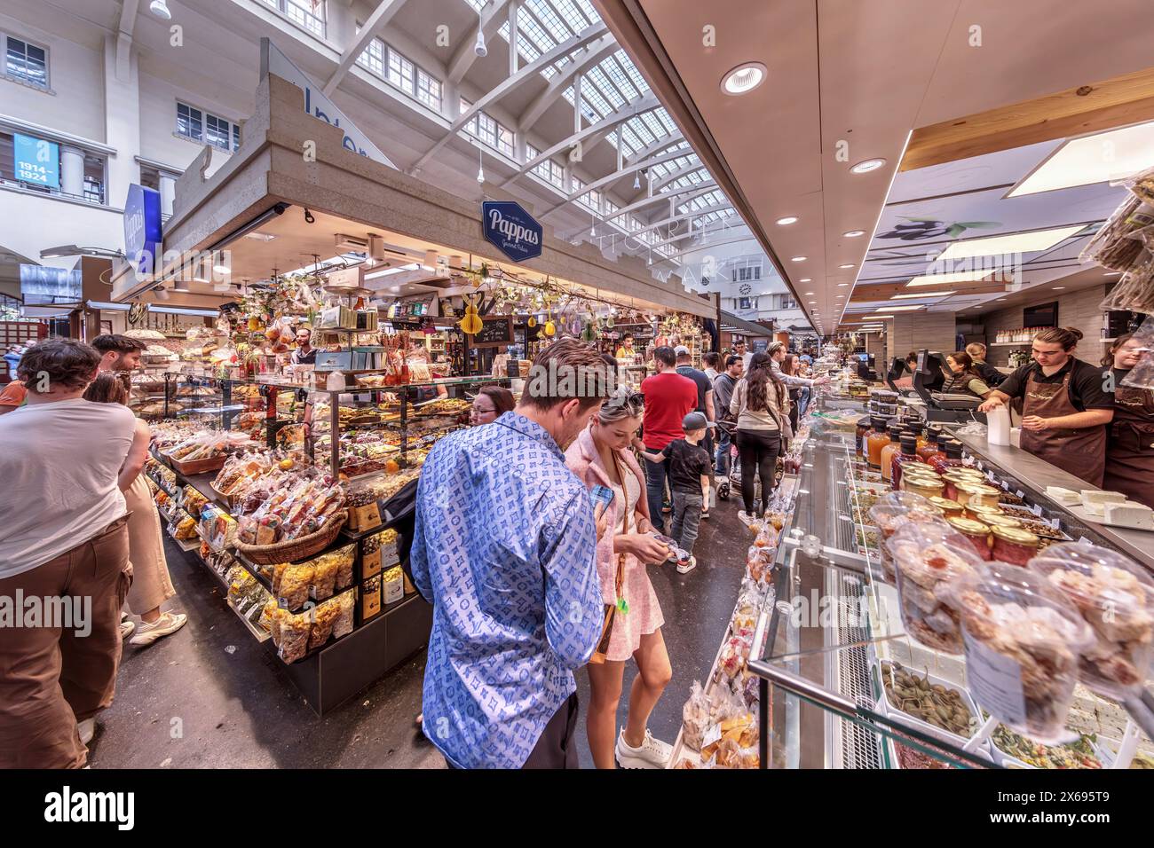 Market hall markthalle stuttgart hi-res stock photography and images ...