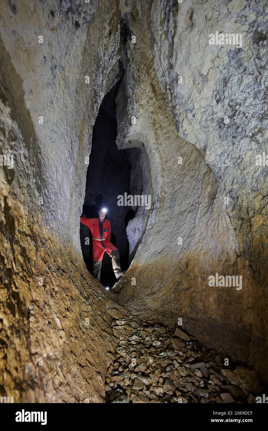 Passage in cave hi-res stock photography and images - Alamy