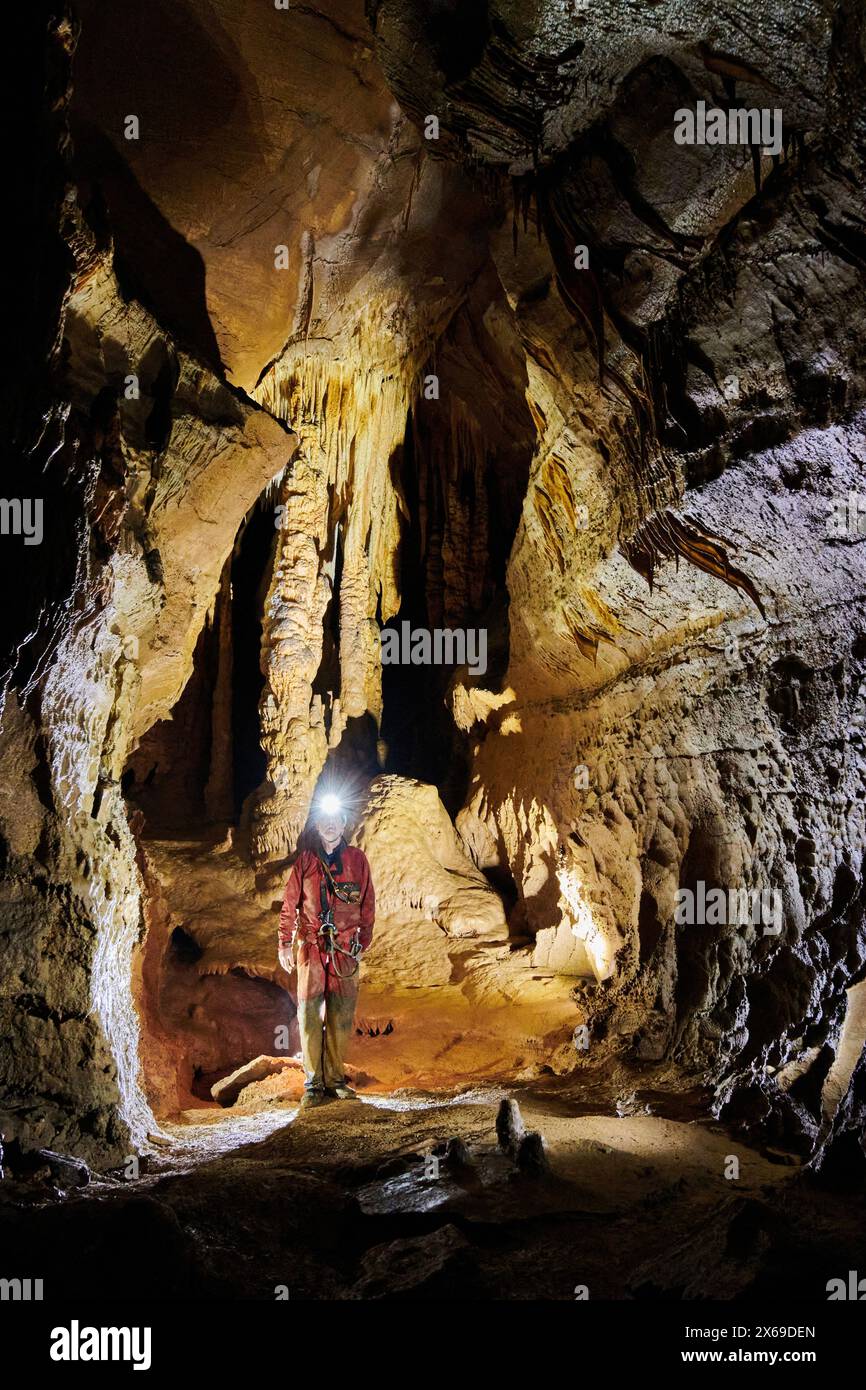 Research hall hi-res stock photography and images - Alamy