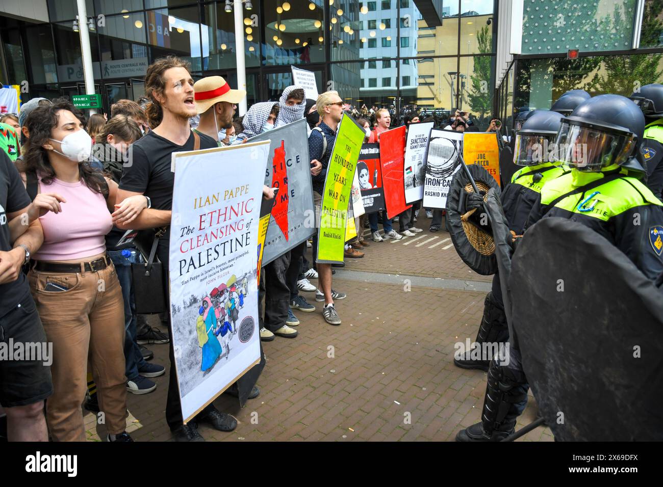 Gaza university 2024 damage hi-res stock photography and images - Alamy