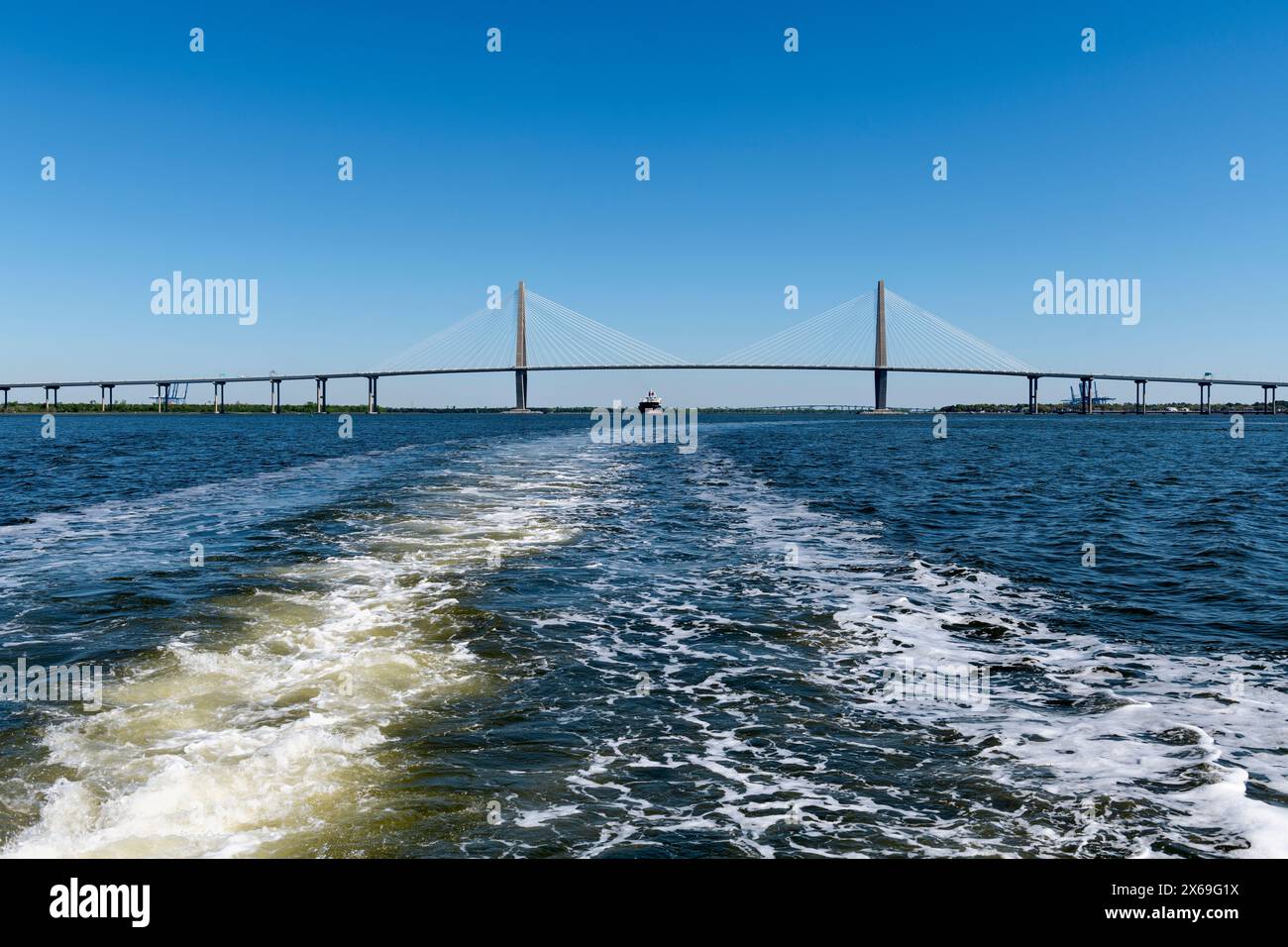 Arthur Ravenel Bridge, also known as Cooper Bridge, over harbor in ...
