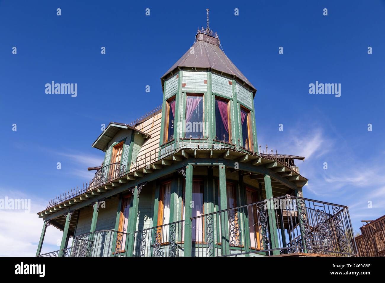 Goldfield hi-res stock photography and images - Alamy