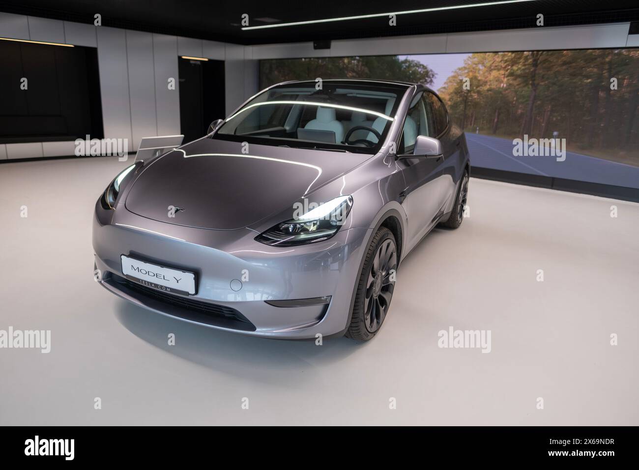 new grey electric tesla model y performance quicksilver, automotive ...