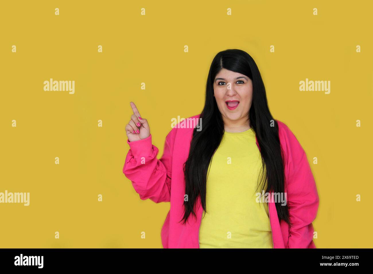 Latina woman curvy hi-res stock photography and images - Alamy