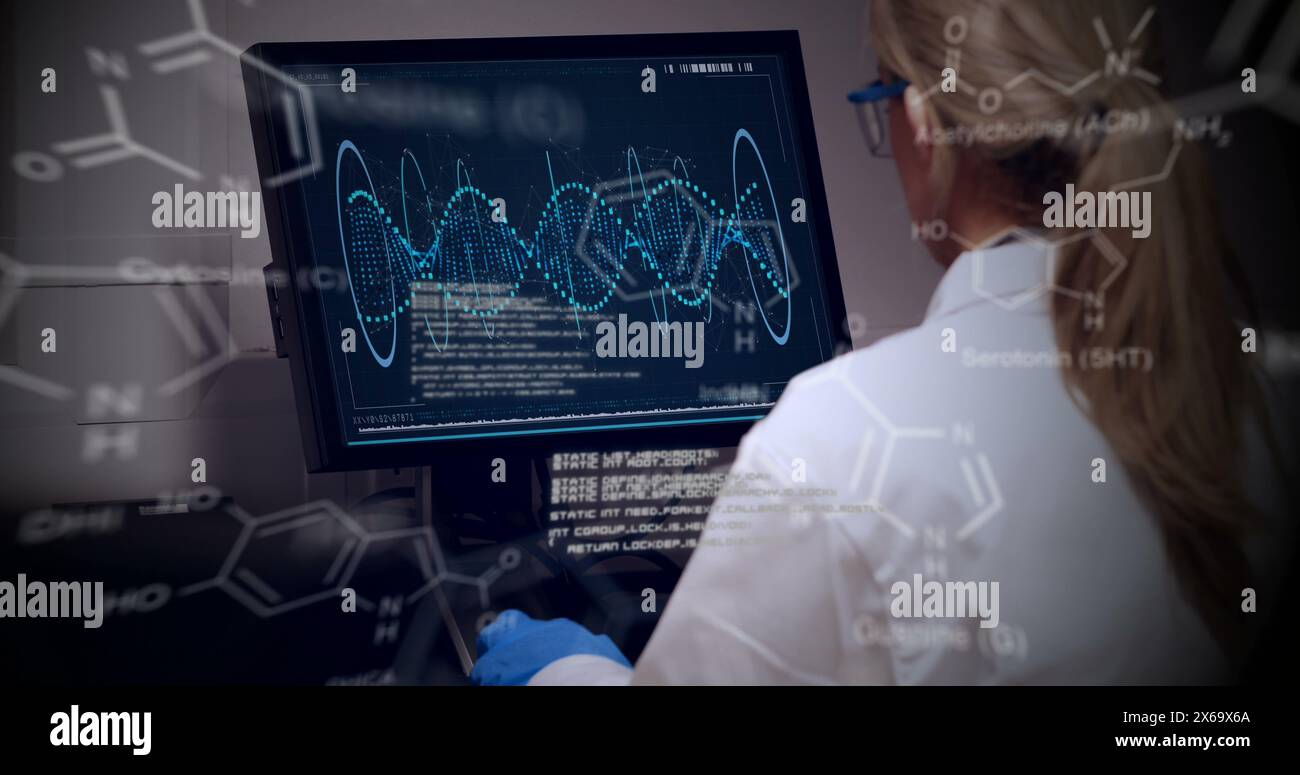 Female healthcare worker using hi-res stock photography and images - Alamy