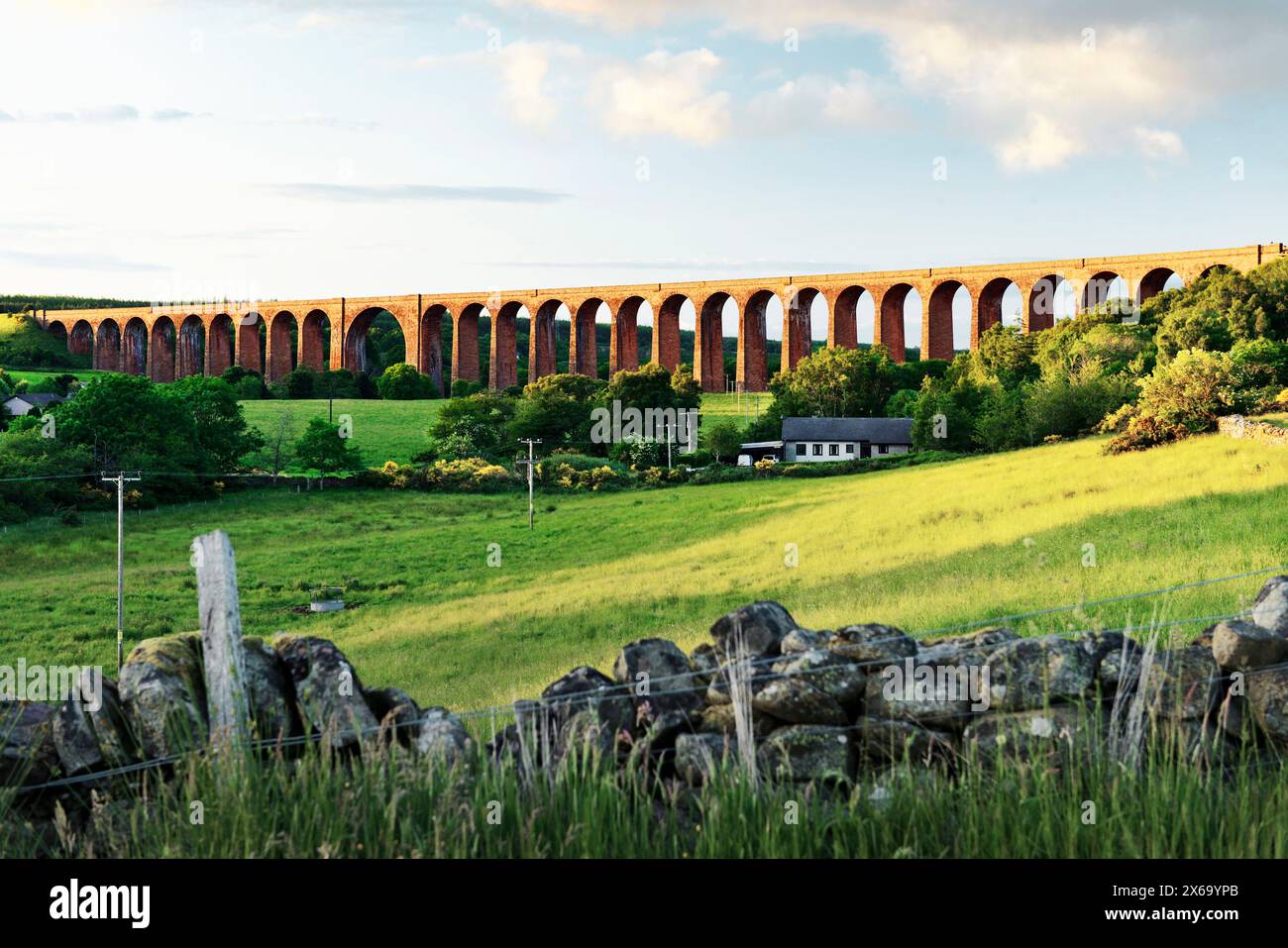 Clava viaduct hi-res stock photography and images - Alamy
