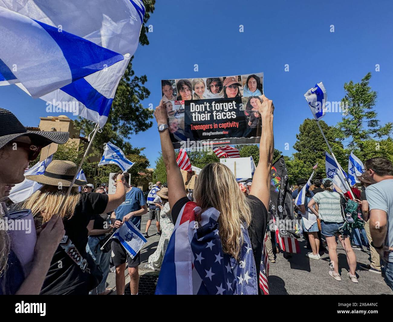 Palo Alto, California, U.S.A. 12th May, 2024. Israel and American flags ...