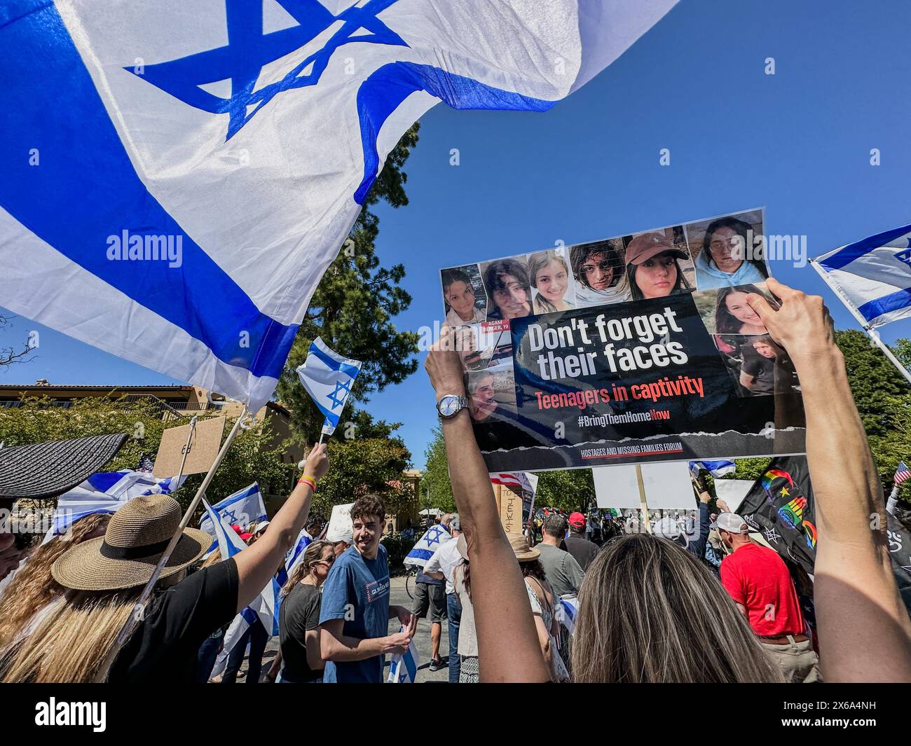 Palo Alto, California, U.S.A. 12th May, 2024. Israel and American flags ...