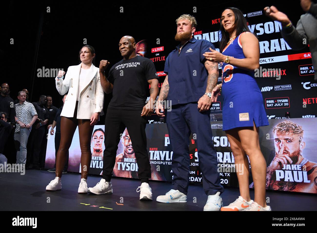 Mike tyson jake paul hi-res stock photography and images - Alamy