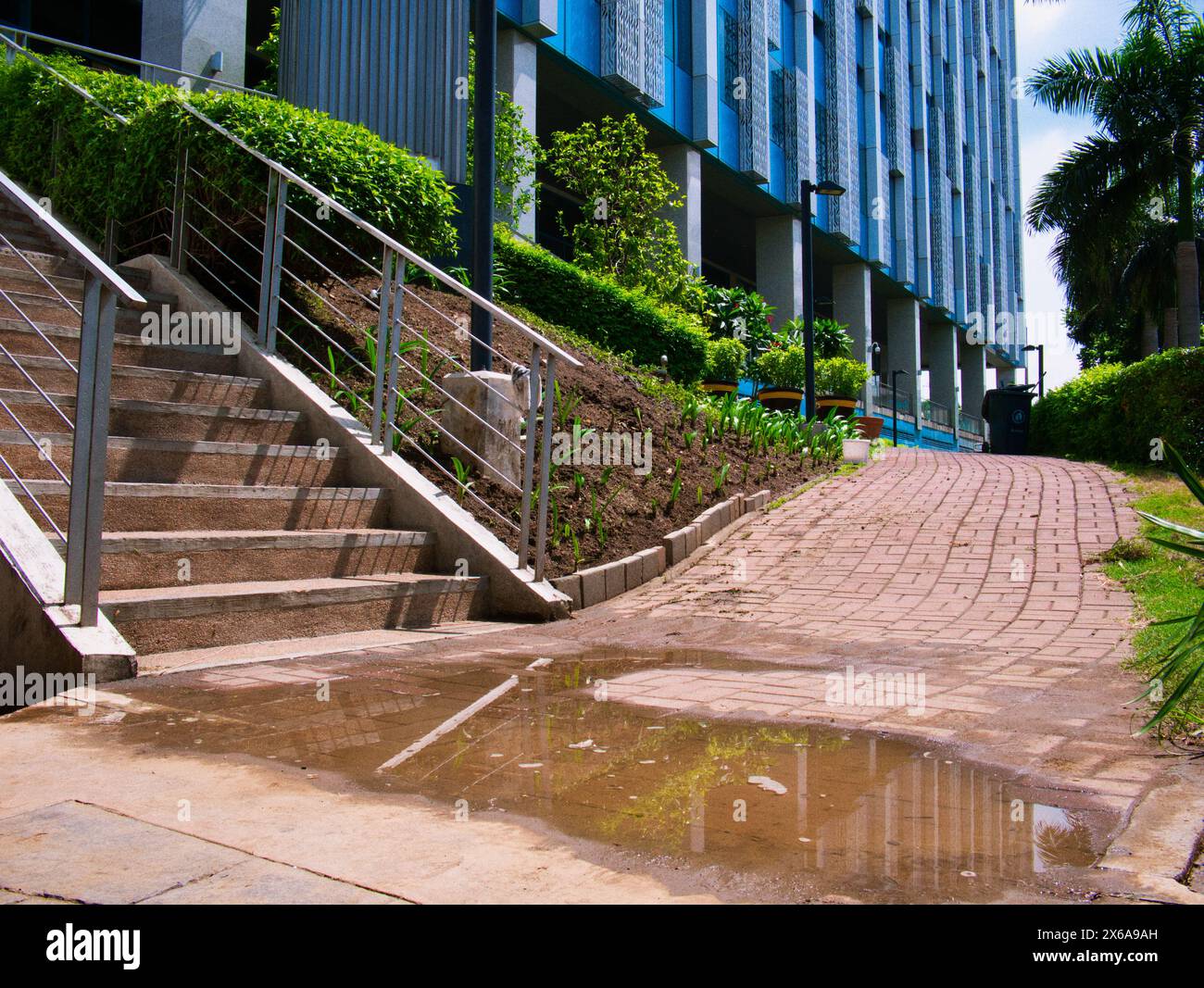 Entrata level 1 hi-res stock photography and images - Alamy