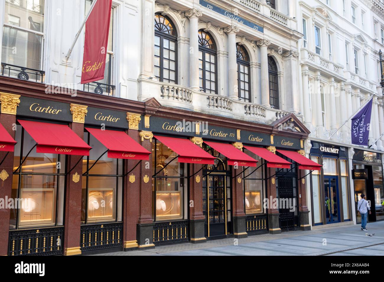 Cartier luxury goods store in New Bond street, Mayfair, London,England ...