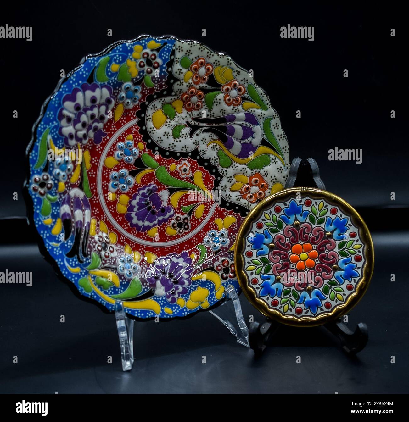 Decorative plate border hi-res stock photography and images - Alamy