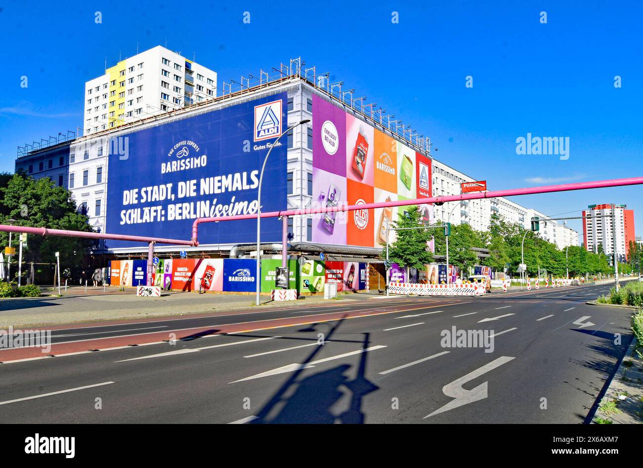 Hier stand bis vor zwei Jahren eine leerstehend DDR-Kaufhalle, der ...