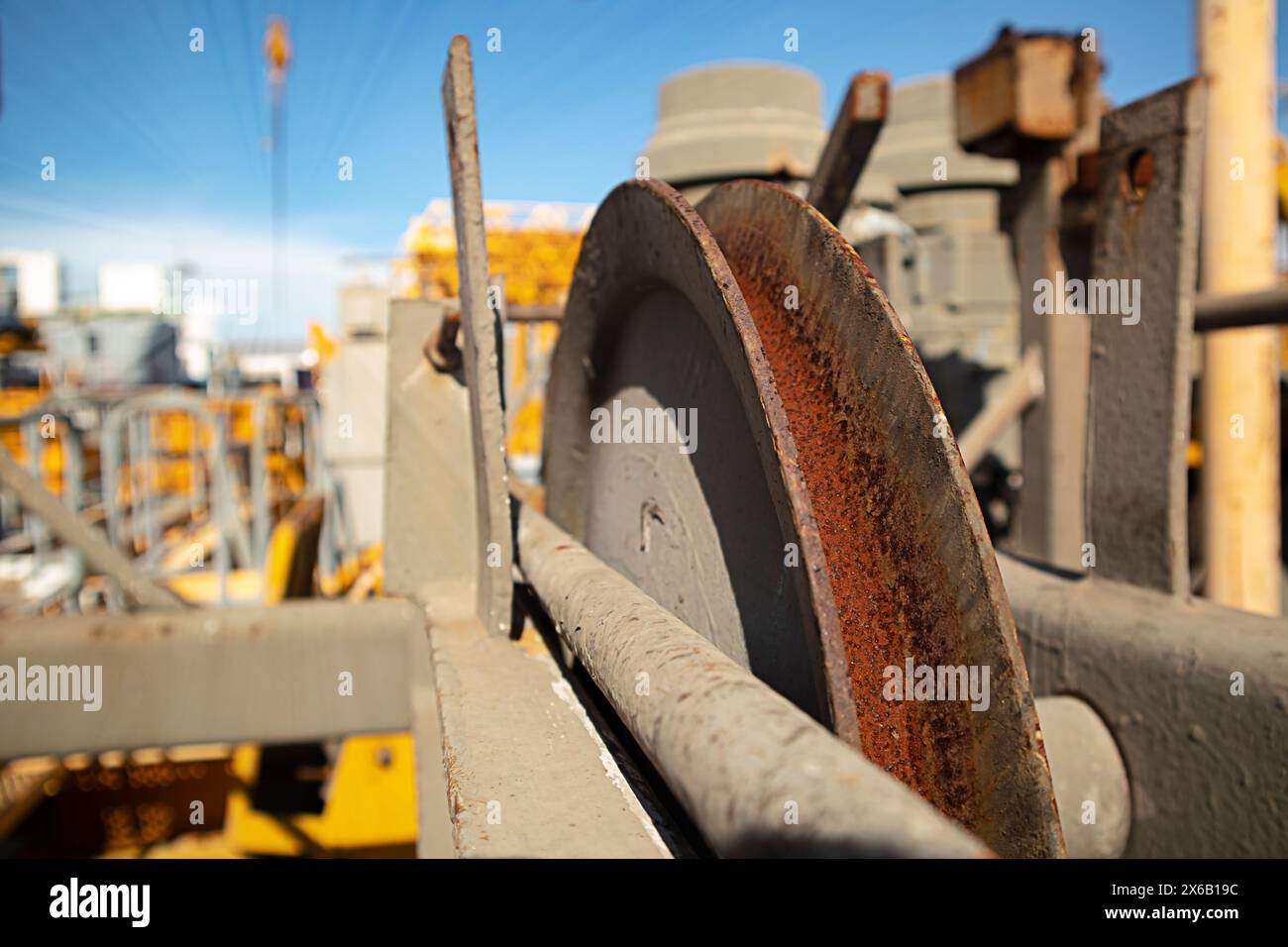 Sheave block hi-res stock photography and images - Alamy