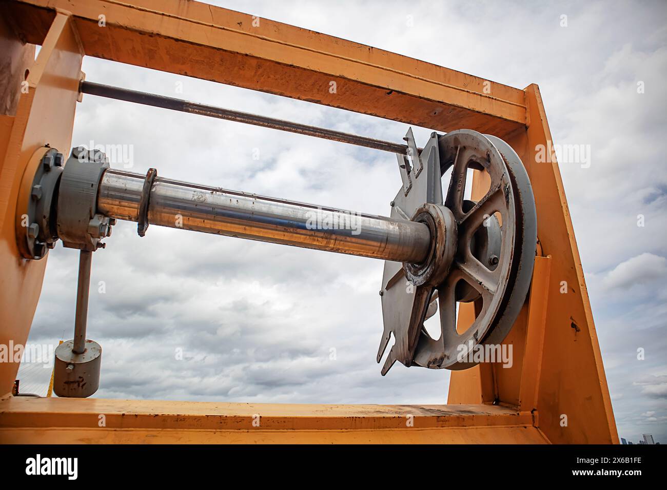 Rear tower crane sling pulley Stock Photo - Alamy