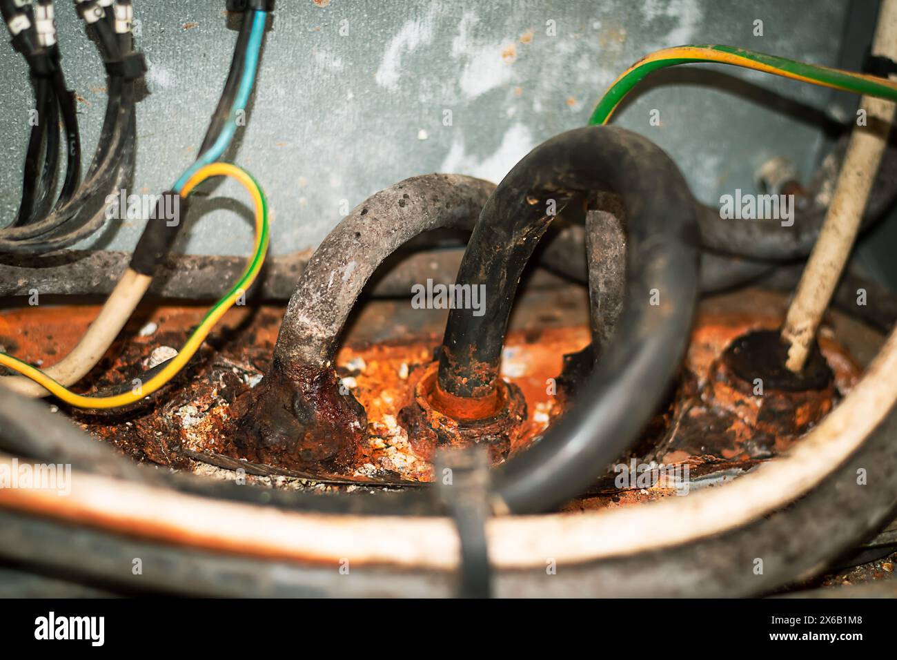 Grounding conductor bonding hi-res stock photography and images - Alamy