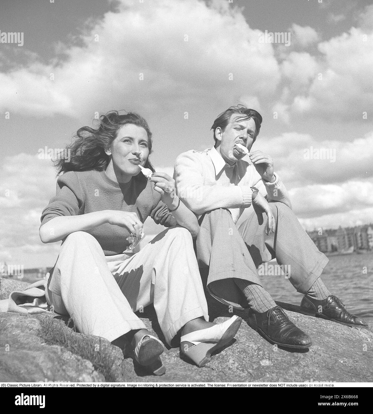 Vintage man eating ice cream hi-res stock photography and images - Alamy