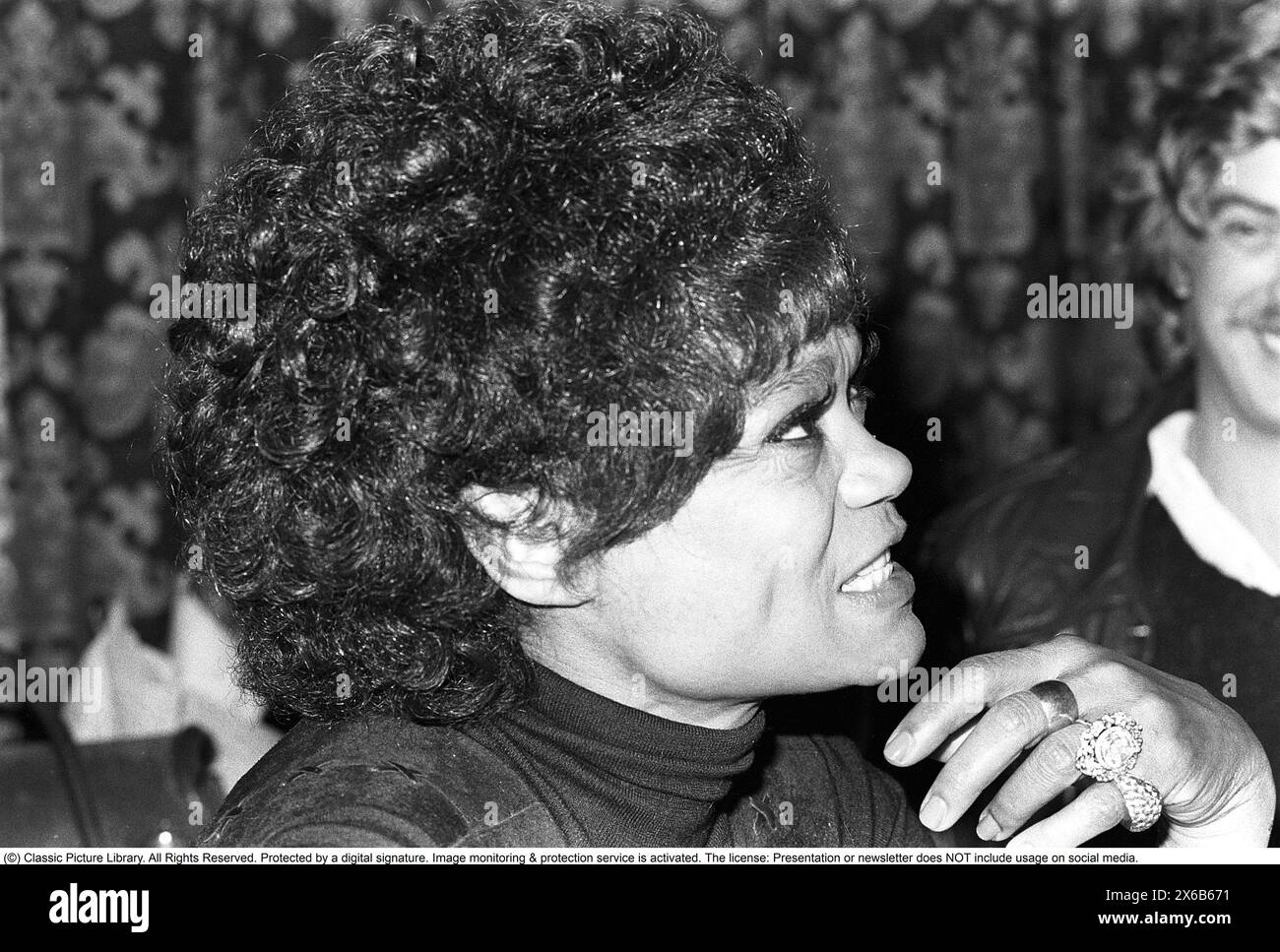 Eartha Mae Kitt (born Keith; January 17, 1927 – December 25, 2008) was ...