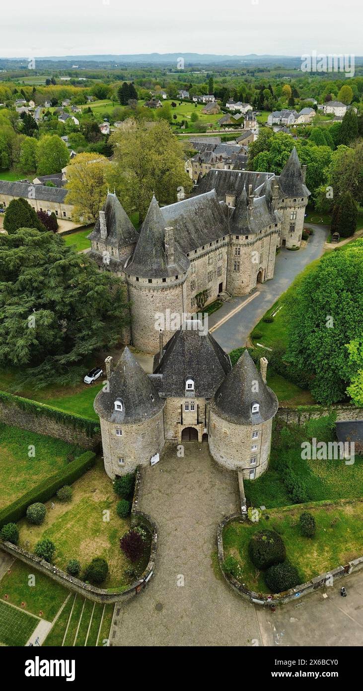 Drone photo pompadour castle hi-res stock photography and images - Alamy