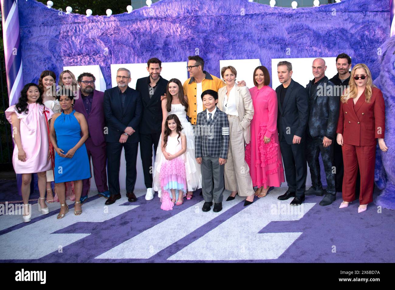 Awkwafina, Catharine Daddario, Emily Blunt, Liza Colon-Zayas, Bobby ...