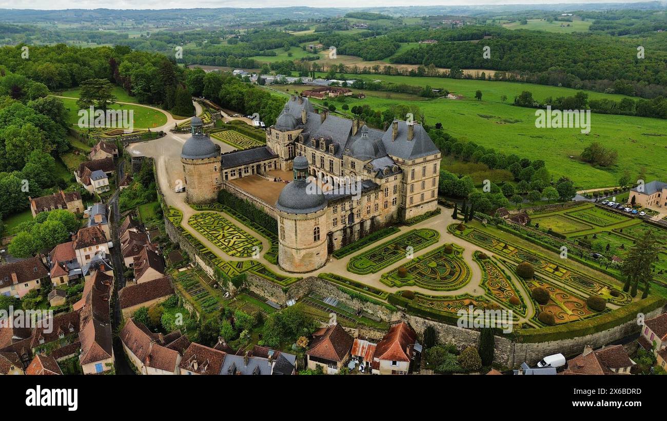Chateau de hautefort hi-res stock photography and images - Alamy