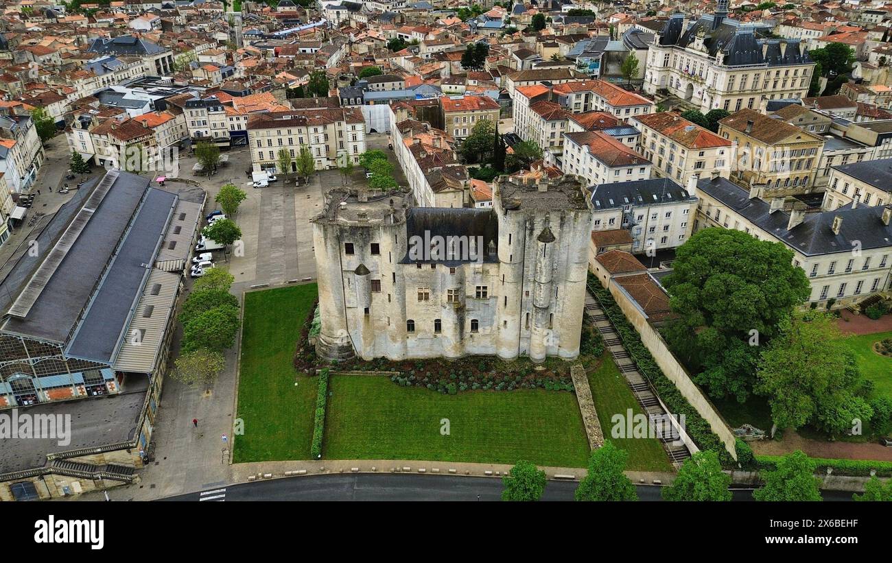 drone photo Niort dungeon France Europe Stock Photo - Alamy